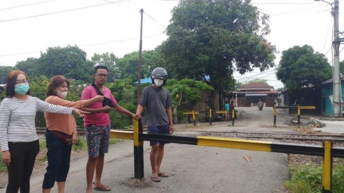 Portal Jalan Aloha Medan Labuhan Tak Kunjung Dibuka, Warga Minta ...