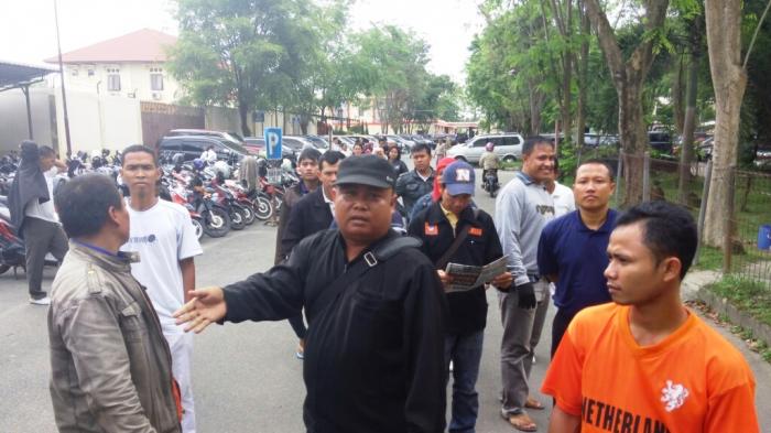 60 Buruh Olagafood Dirumahkan Tanpa Alasan - Tribun-medan.com