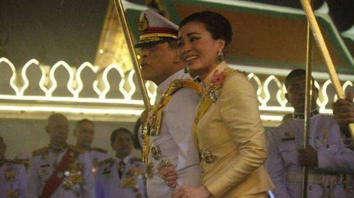 Ternyata Ini Satu-satunya Wanita Kesayangan Raja Thailand, Istri ...