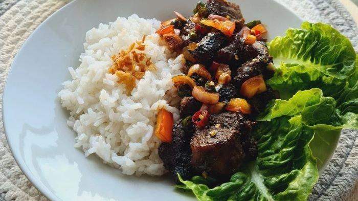 Resep Kambing Panggang Bumbu Sate dan Sambal Kecap yang Rasanya Nampol ...
