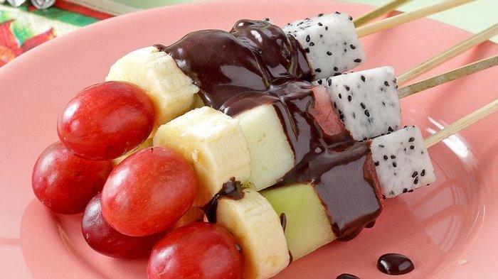 Resep Sate Buah Vla Cokelat dan Cara Membuatnya, Bikin Si Kecil Lebih ...