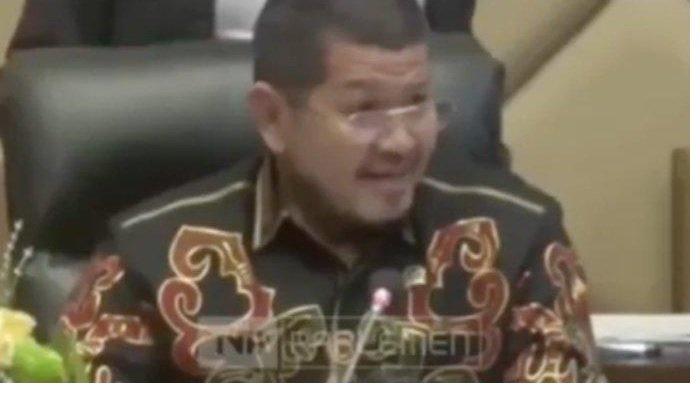 Viral Video Roberth Rouw, Anggota DPR Tertawa Lihat Kepala BMKG ...