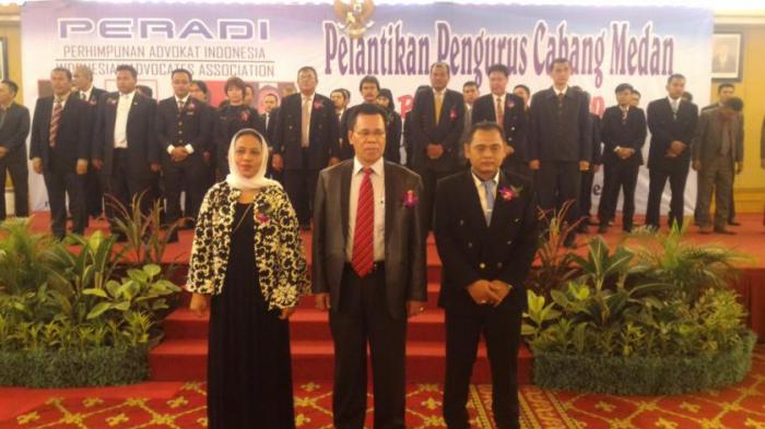 Juniver Girsang Ingatkan Peradi Agar Tidak Sok Hebat - Tribun-medan.com