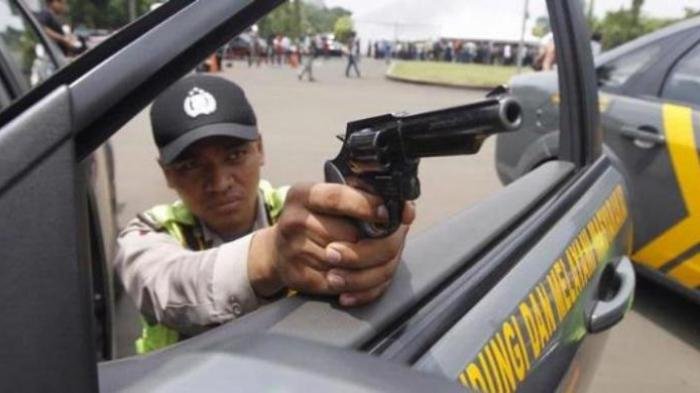 Nah, Apa Jadinya? Kondisi Senjata Revolver Polri Sudah Tua dan Kurang ...