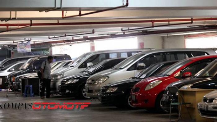 Pasaran Mobil Mewah Bekas yang Harganya Menggiurkan, Ada juga yang ...