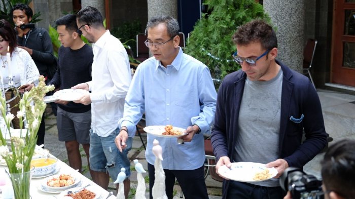 Sarapan Bareng Sihar, Del Piero Disuguhkan Hidangan Lontong dan Nasi ...