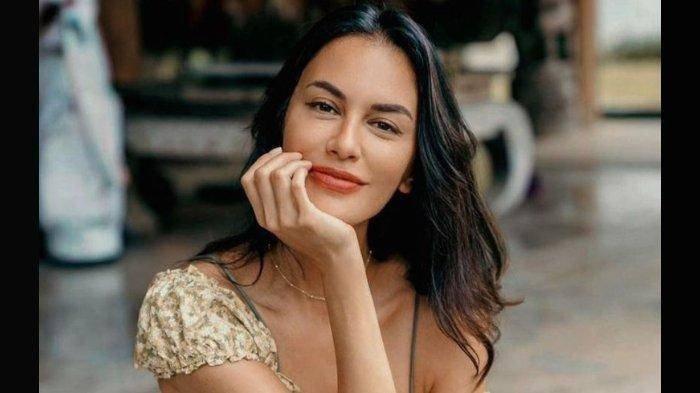 Sophia Latjuba Lebih Pilih Ngontrak daripada Beli Rumah, Rela Pindah ... Sophia Latjuba Lebih Pilih Ngontrak daripada Beli Rumah, Rela Pindah ...