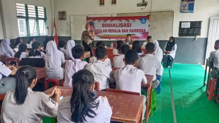 Satbinmas Polres Padangsidimpuan Sosialisasi Kenakalan Remaja dan Bahaya Narkotika di Sekolah ...