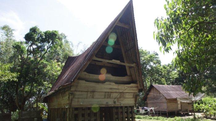 Empat Situs Sejarah di Pulau Sibandang, Kepingan Surga di Tengah Danau ...