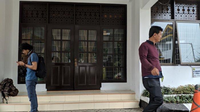 Kasus OTT Wali Kota Medan, Tim Penyidik KPK Lakukan Penggeledahan di ... Kasus OTT Wali Kota Medan, Tim Penyidik KPK Lakukan Penggeledahan di ...
