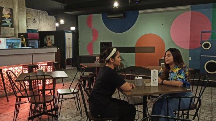 Asyiknya, Habiskan Waktu Bersenang-Senang di Mojo Sip and Dine - Tribun ...