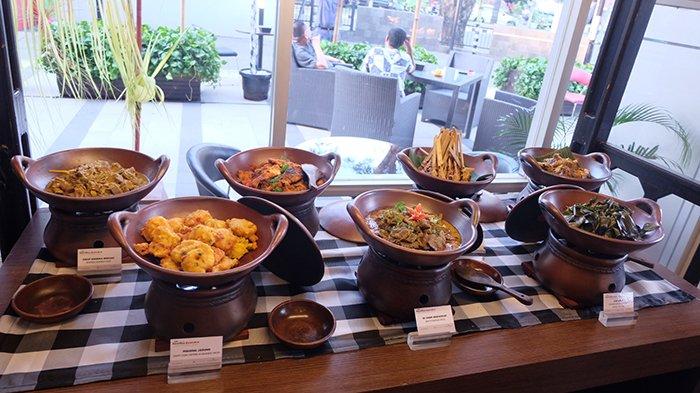 Hanya Rp 140 Ribu Sudah Bisa Santap Sepuasnya Menu Khas Bali - Tribun ...