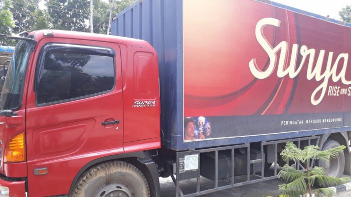 Mobil Pengangkut Rokok Gudang Garam Dirampok, Sopir dan Kenek Ditinggal ...