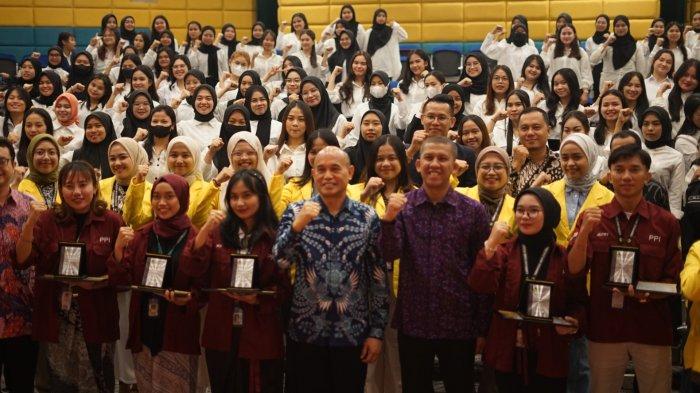 Konjen RI Bersama Direktur UT Medan Membuka Kegiatan Orientasi Studi ...