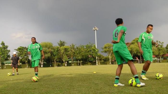 Pertandingan Melawan Persitara jadi Laga Hidup-Mati Wijay - Tribun ...