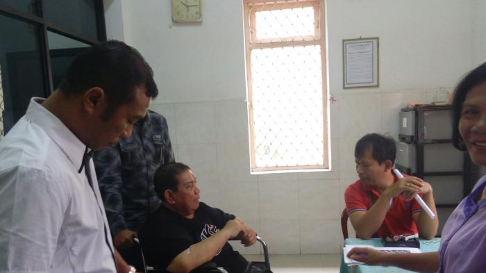 Tak Pernah Mendaftar, Zulkarnain Lakukan Cek Kesehatan - Tribun-medan.com