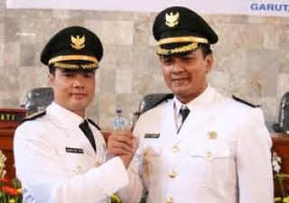 Diky Diduga Kecewa Terhadap Aceng - Tribun-medan.com