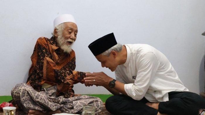 BREAKING NEWS: Abuya Muhtadi ke Gedung High End, Tegas Dukung Ganjar ...