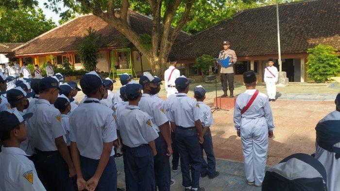 Jadi Pembina Upacara, Ini Pesan Aiptu Agus Setiyanto Soal Bahaya ...