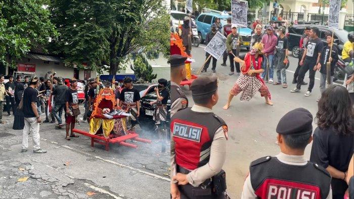 Aksi Teatrikal Matra 'Petruk Kecu Dadi Ratu', Kegelisahan Rakyat dan ...