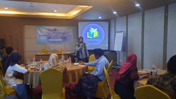 Prihatin Netizen Indonesia Disebut Paling Tidak Sopan, Madrasah Damai ...