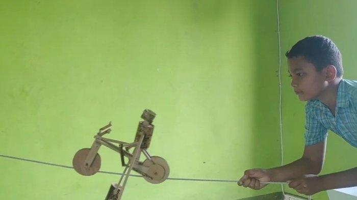 Rafael Aditia Saputra Wakili Kudus di FLS2N, Bawa Karya Sepeda Sirkus ...