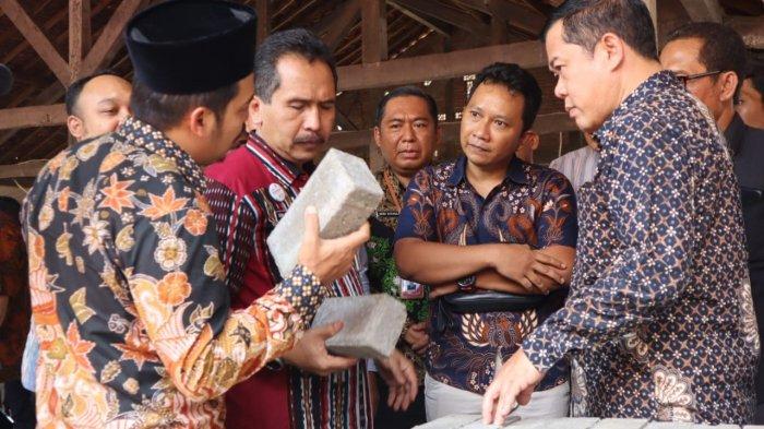 Perumda Jepara Buka Pabrik FABA, Olah Limbah Batu Bara, Sekda: Kelola Bisnis dengan Baik ...