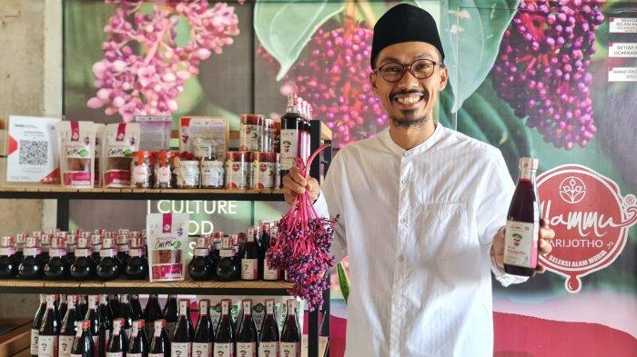 Kisah Triyanto Jatuh Bangun Racik Sirup Parijoto Penyubur Kandungan dari Lereng Muria ...