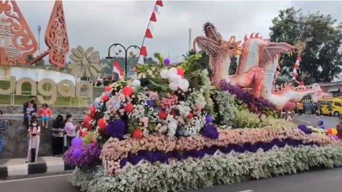 Festival Bunga di Bandungan Kabupaten Semarang, Sejumlah Mobil Beragam ...