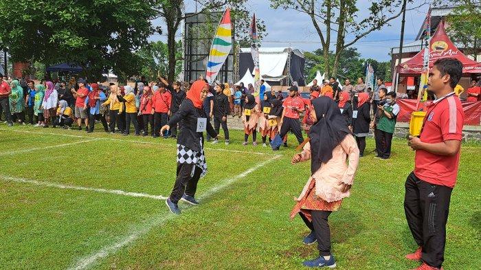Permainan Gobag Sodor Meriahkan Hari Jadi ke-452 Kabupaten Banyumas ...