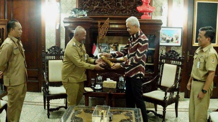 Henggar Budi Anggoro Kembali Pimpin Pati, Terima SK Perpanjangan Pj ...