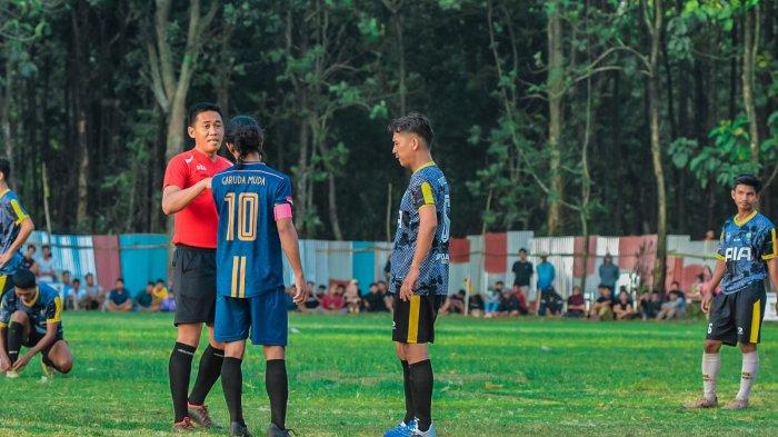 Wasit Liga 1 Agung Setiawan "Nyambi" Jadi Wasit Turnamen Tarkam di ...