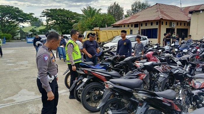 Tak Segan-Segan Ambil Tindakan Tegas, Polres Aceh Barat Tilang Puluhan Kendaraan Terlibat Balap ...