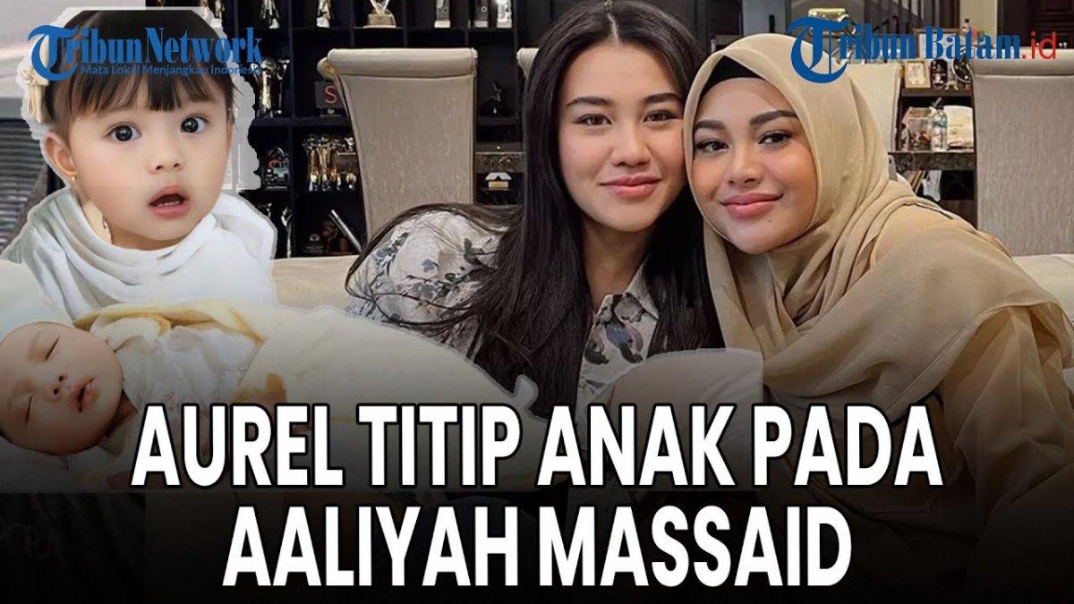 Aaliyah Massaid & Thariq Halilintar Asuh Ameena saat Atta - Aurel Naik Haji, Itung-itung Latihan ...