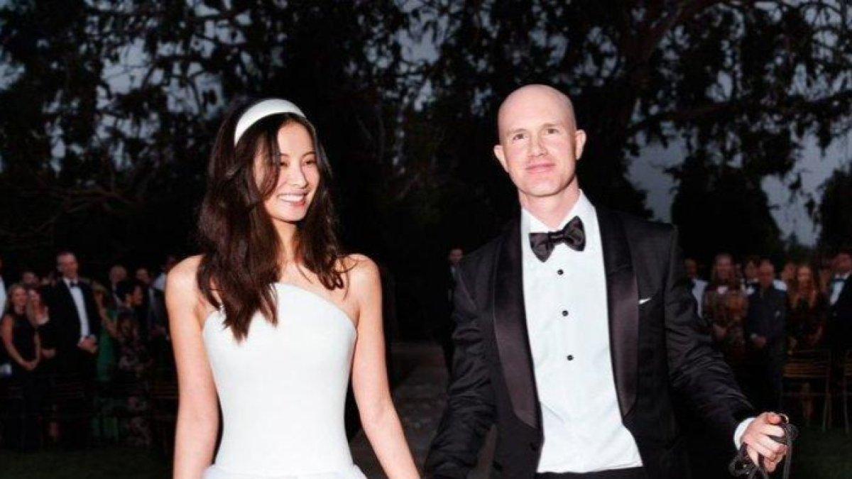 Sumber Kekayaan Brian Armstrong, CEO Coinbase yang Diisukan Pernah ...