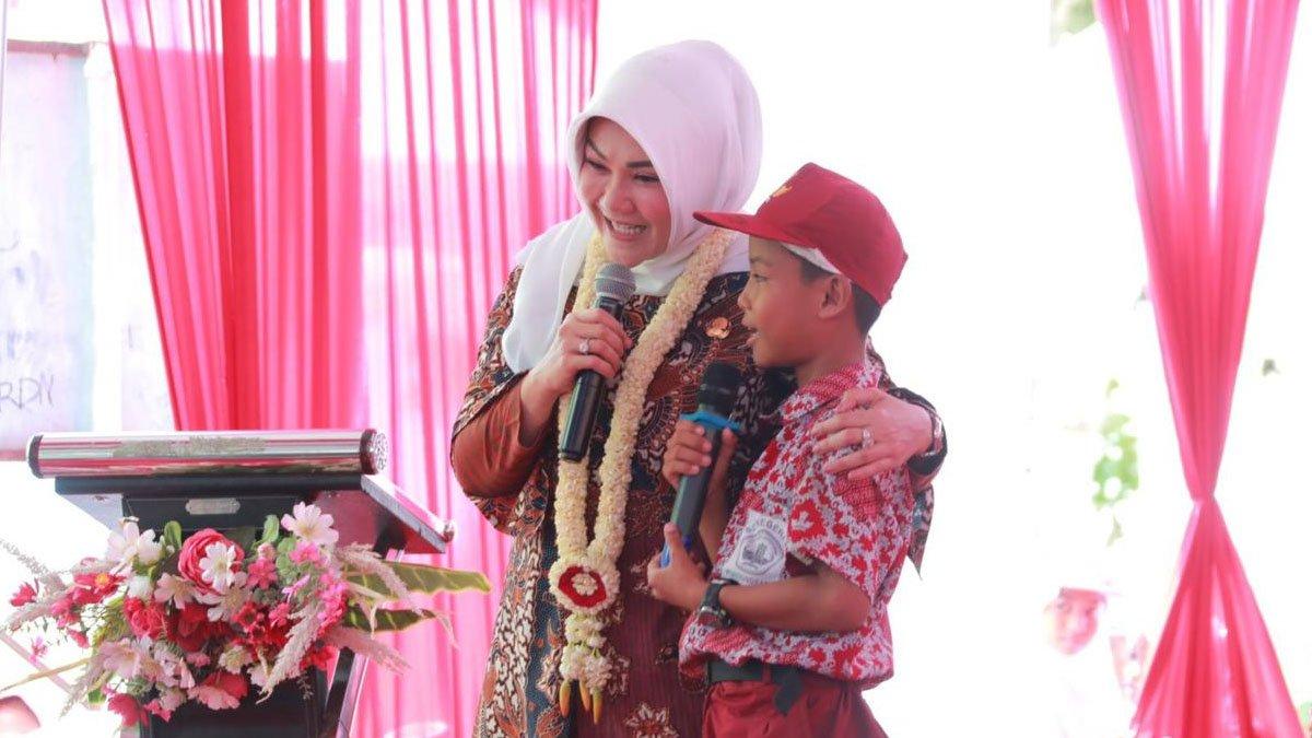 Sambang Warga Desa Pundungsari, Bupati Klaten Sri Mulyani Soroti Kebutuhan Pembangunan Lumbung ...