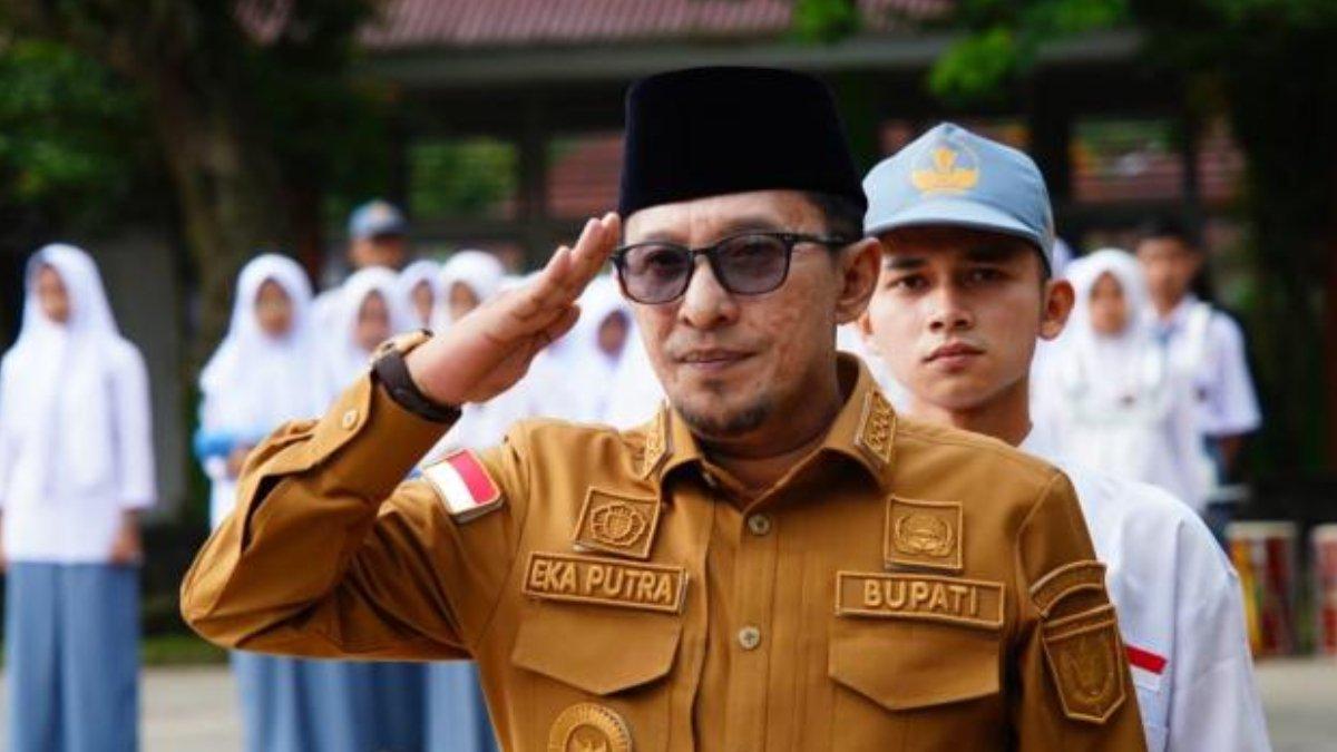 Rekam Jejak Eka Putra Bupati Tanah Datar yang Dilantik Prabowo, Pernah Jadi Komisaris PT ...