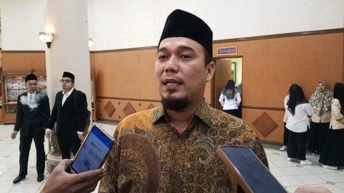 Rekam Jejak Ade Agus Hartanto Bupati Indragiri Hulu 2025, Sejak Kuliah Sudah Jadi Simpatisan ...