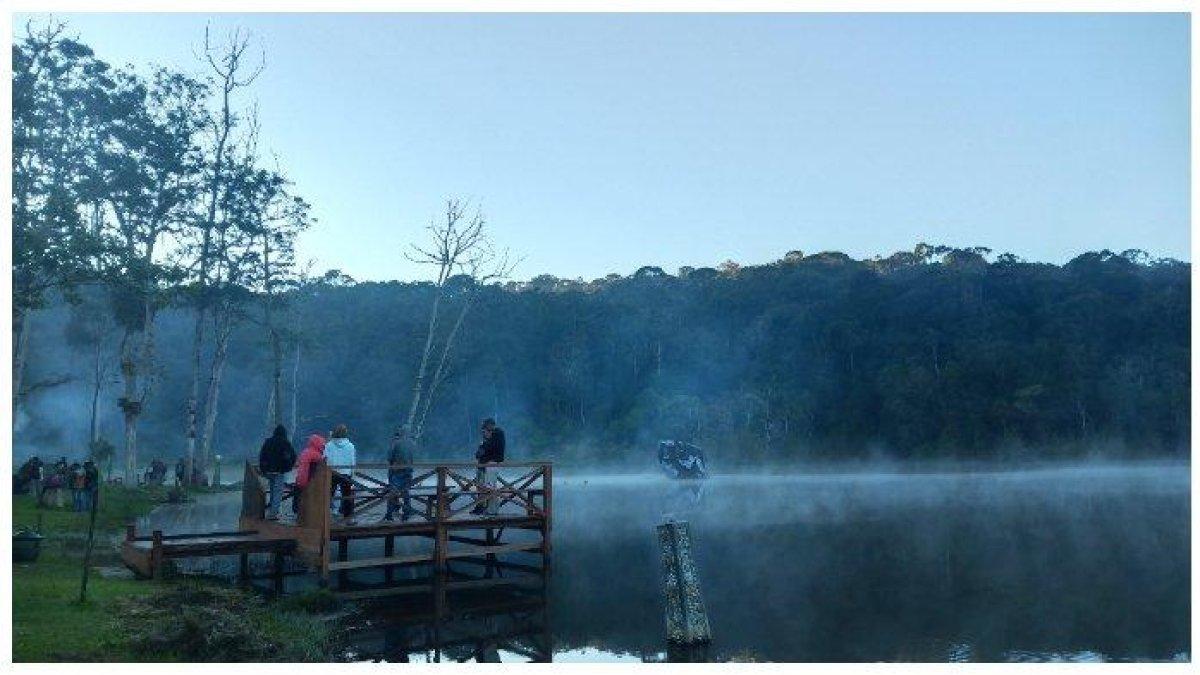 Jelajahi Alam dan Telaga Tambing yang Eksotis, Ini Tarif Baru yang ...