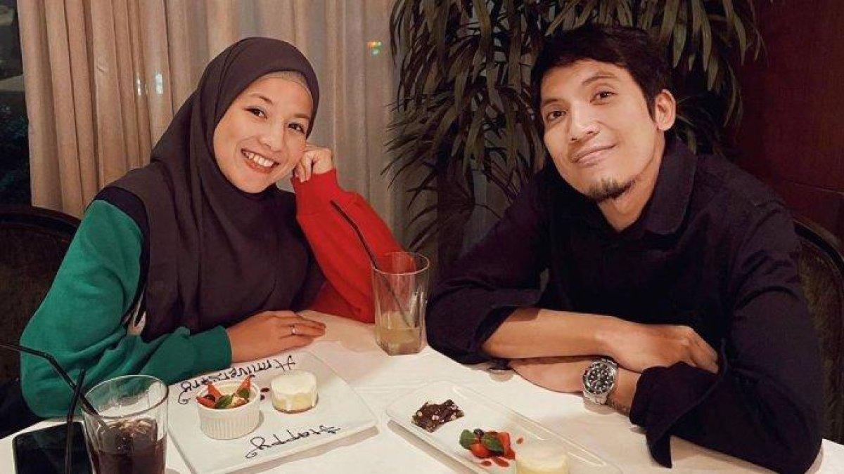 5 Isyarat Desta Bakal Balikan dengan Natasha Rizky, Masih Simpan Foto ...