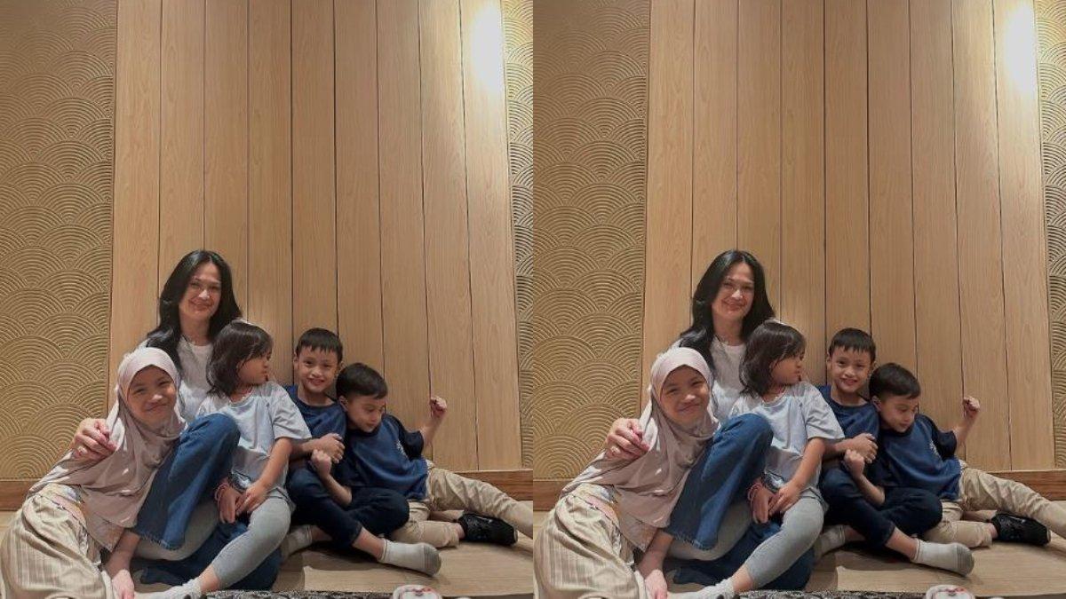 7 Potret Terbaru Donna Harun, Ibunda Ricky Harun Cantik Awet Muda Meski Sudah Jadi Nenek 4 Cucu ...