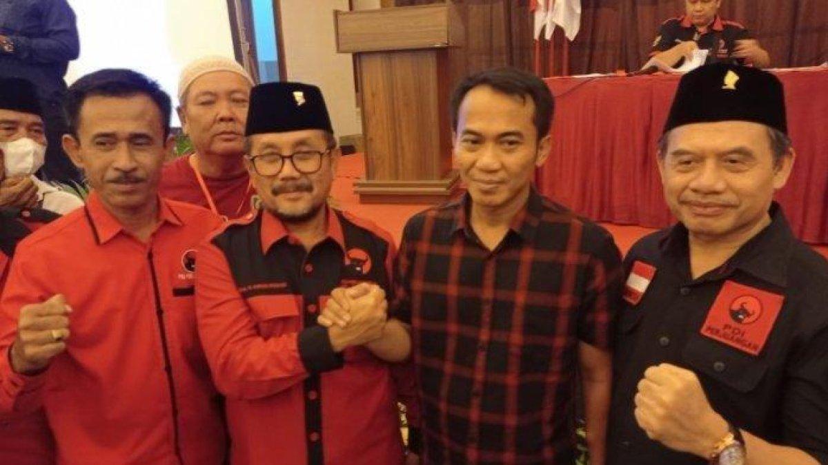 Sosok & Profil Agus Kurniawan Budiman Wakil Bupati Cirebon 2025, Genap ...