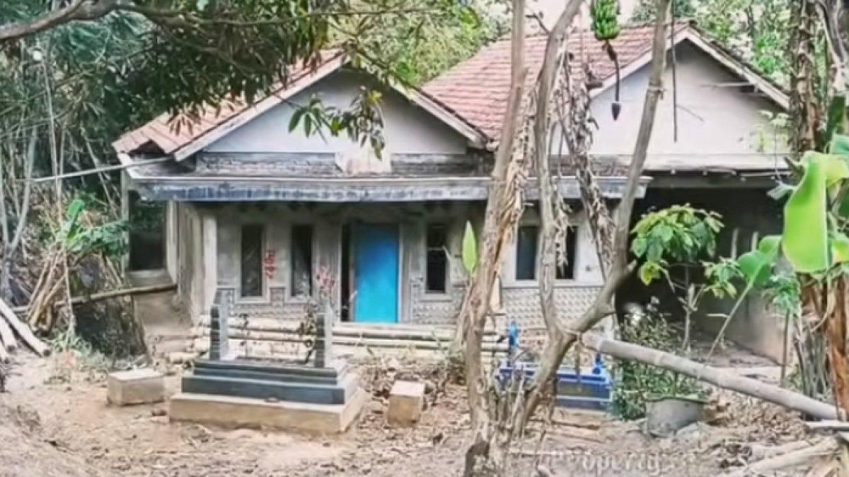 MERINDING Penampakan Kampung 1000 Kuburan di Majalengka, Sekitar Rumah ...