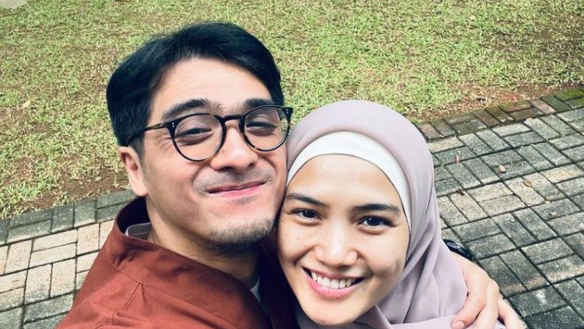 7 Potret Mesra Ricky Harun dan Herfiza Novianti yang Bikin Fans Iri, Komentar Donna Harun ...