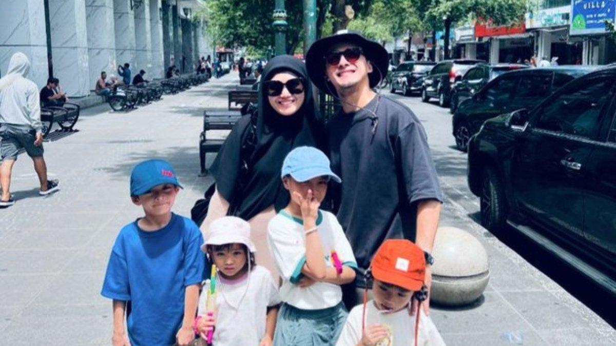 Gurita Bisnis Ricky Harun, Suami Herfiza Novianti Jualan Bakso hingga ...