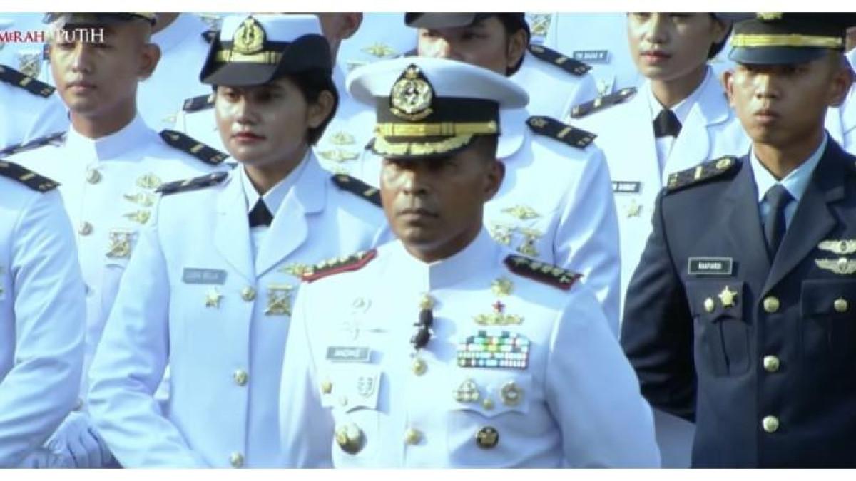 Sosok Kolonel Laut Andike Sry Mutia, Komandan Upacara Pelantikan ...