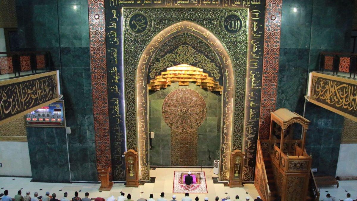 Bupati Klaten Sri Mulyani Agendakan Sholat Idul Fitri 2024 di Masjid ...