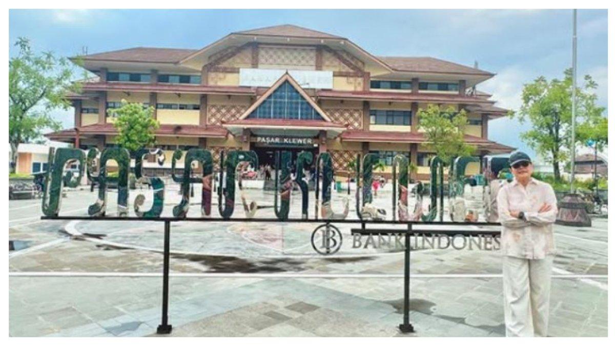 Belanja Oleh-oleh di Pasar Klewer Solo, Batik hingga Kerajinan Tangan ...