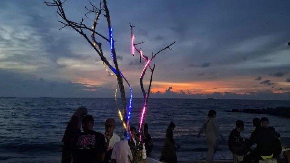 Cuma Sejaman dari Kota Makassar, Pantai Eksotis Ini Sayang Jika Tak ...