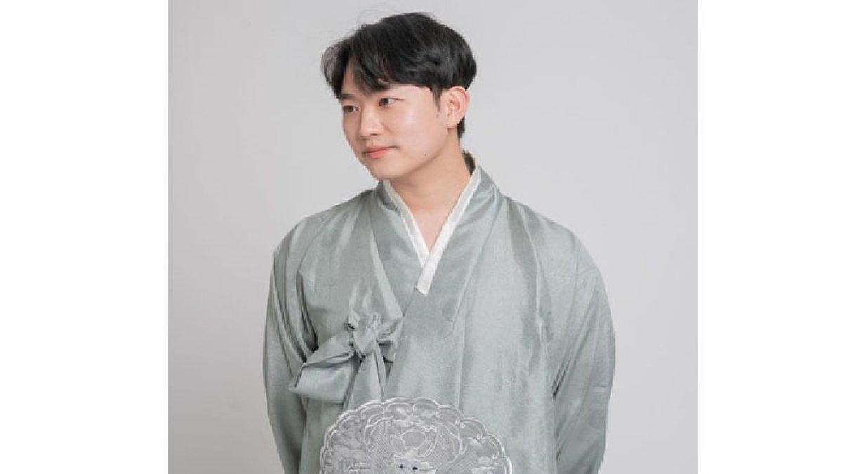 5 Potret Ganteng Park Young Gwang Oppa Korea Menantu Helmy Yahya, Pantas Rachel Yahya Klepek ...